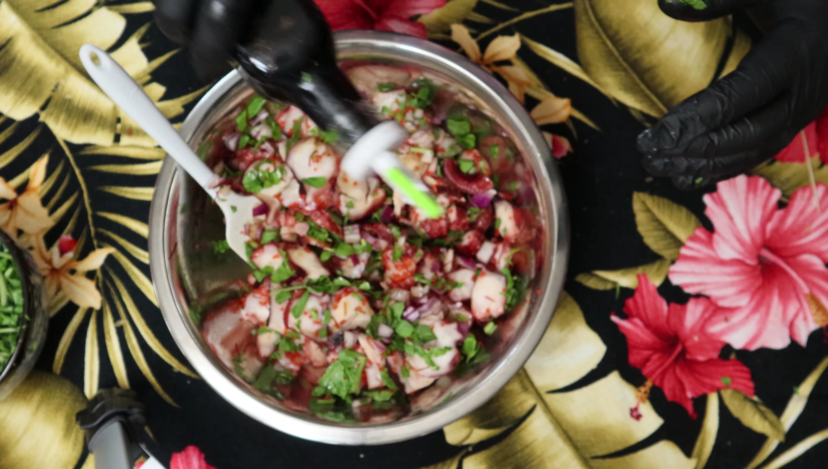 Spicy Taco Poke Recipe: A Delicious Twist on Hawaiian Tradition