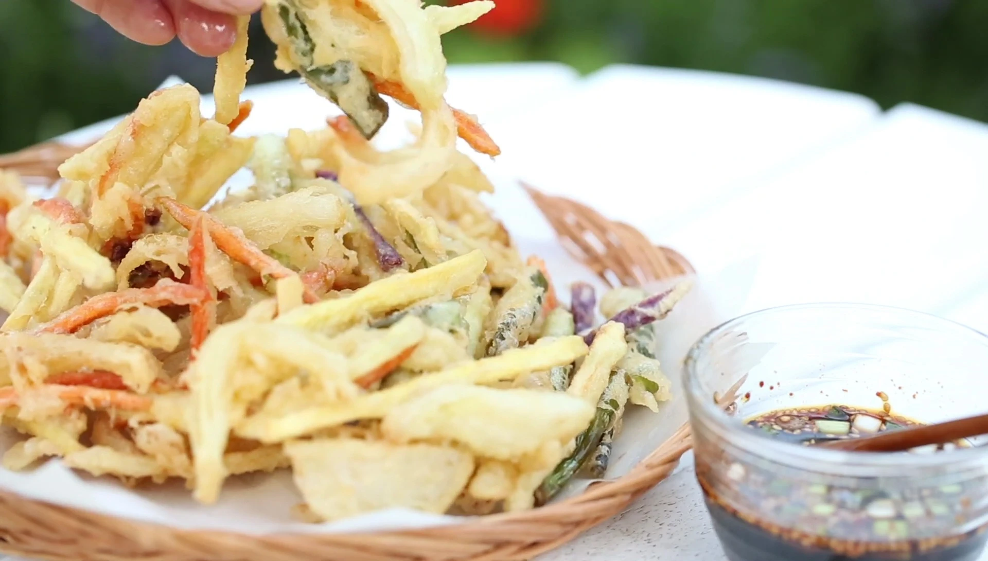 Crispy Vegetable Tempura (Yachae Tempura) Recipe