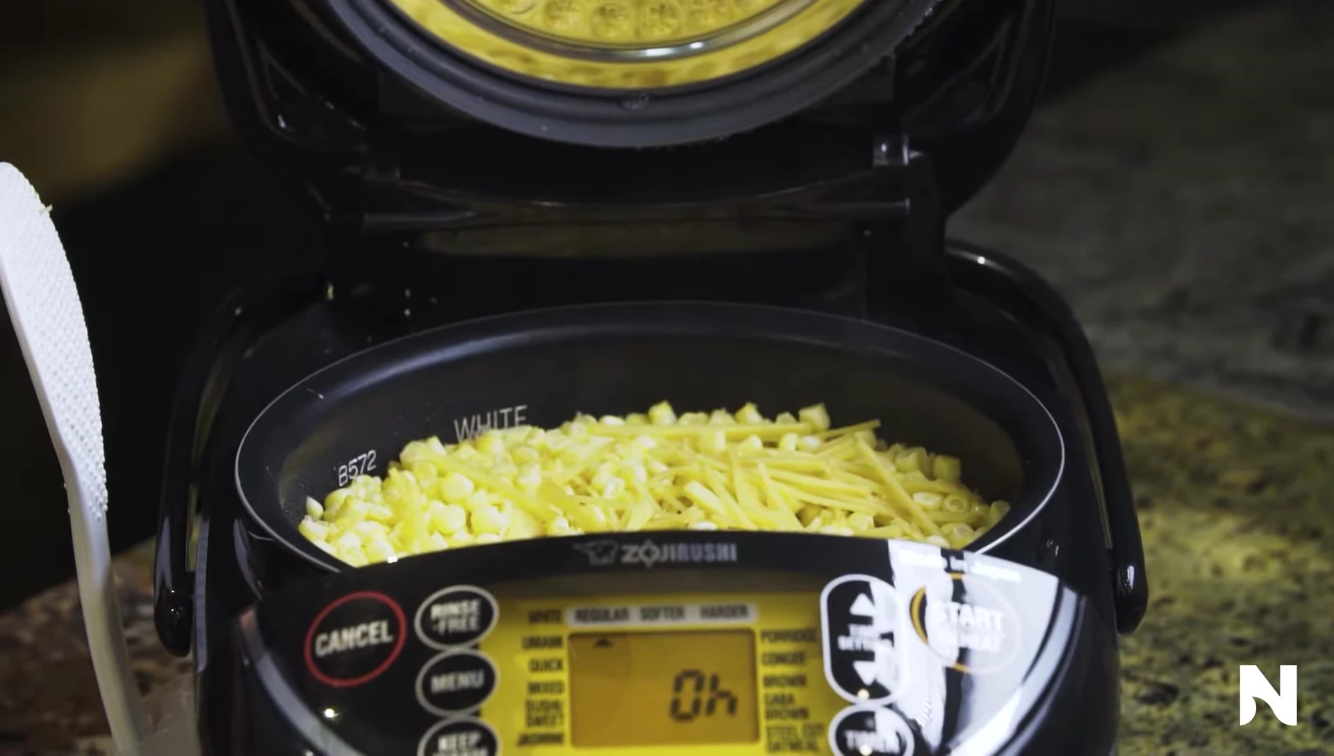 Zojirushi Rice Cooker Review: Michelin-Star Chef's Donabe Gohan Recipe