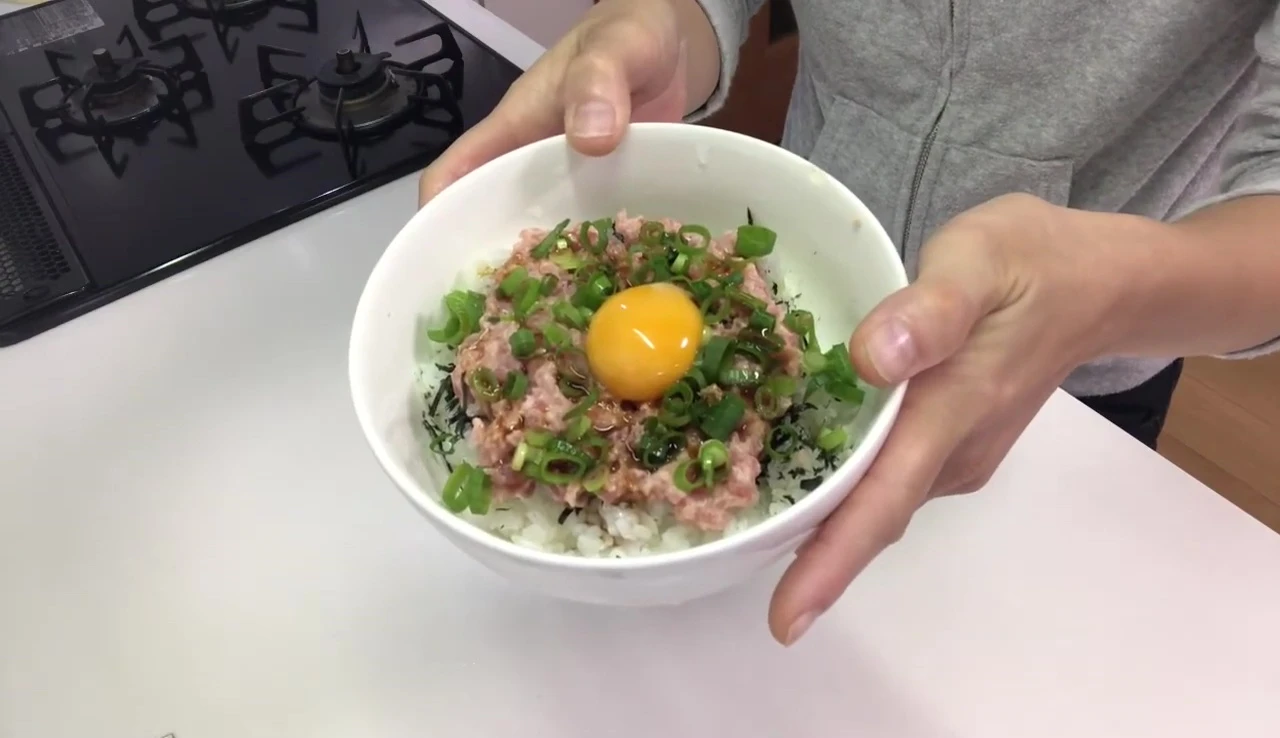 Negitoro-Don Recipe: Creamy Tuna Bowl - Mickey's Kitchen