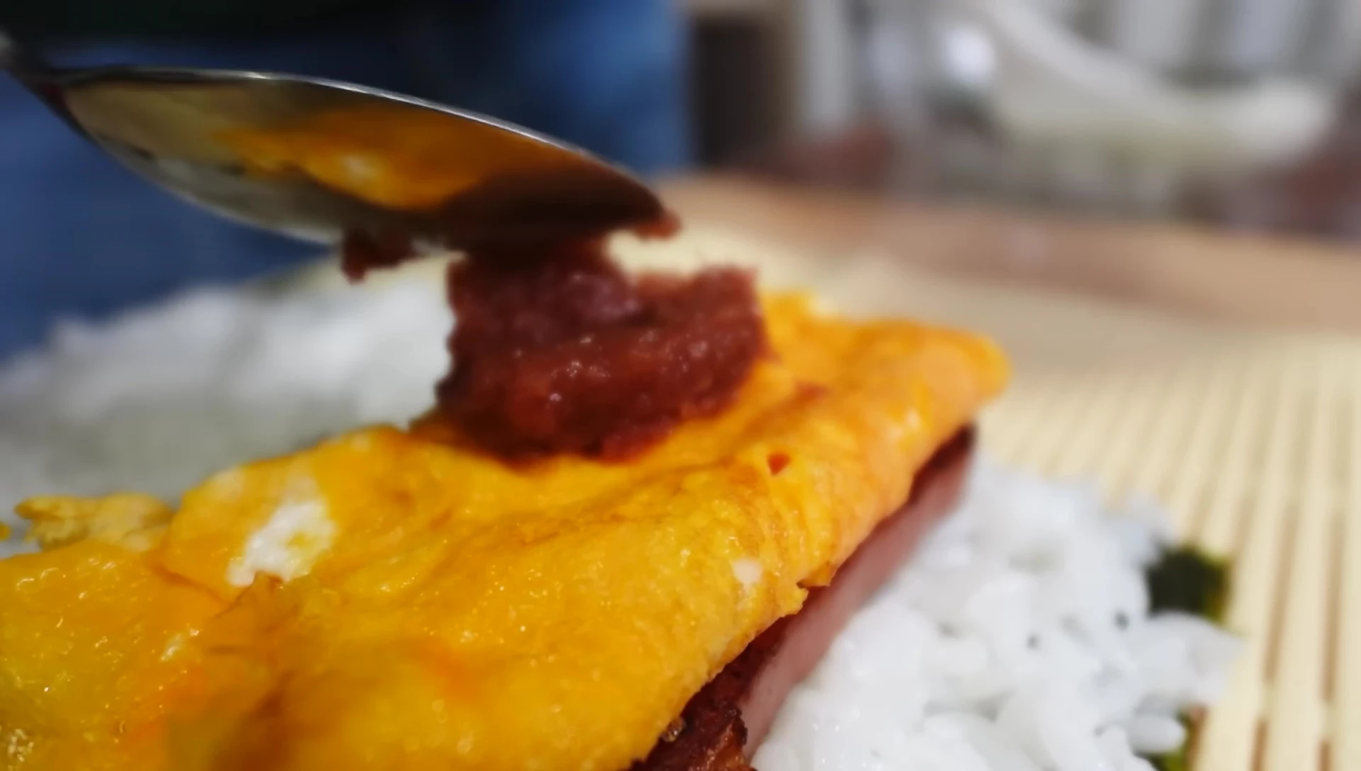 Okinawan Pama: Pork & Egg Onigiri Recipe - Easy Guide