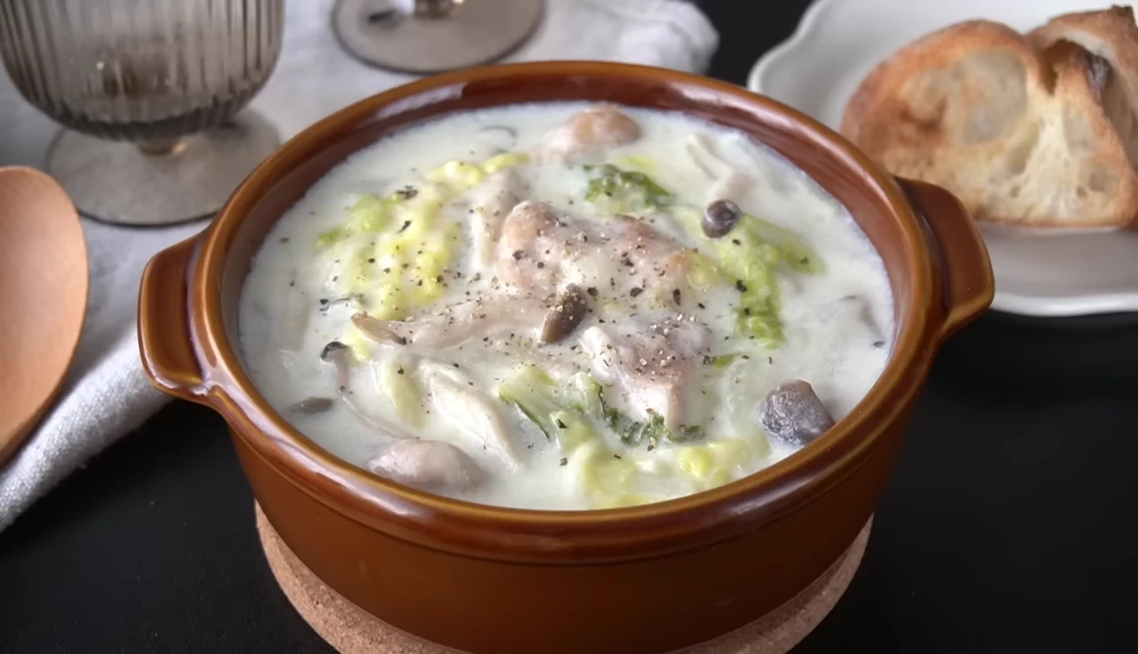 Creamy Chicken & Chinese Cabbage Stew: Easy Recipe