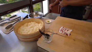 How to Make Delicious Tako (Octopus) Nigiri Sushi